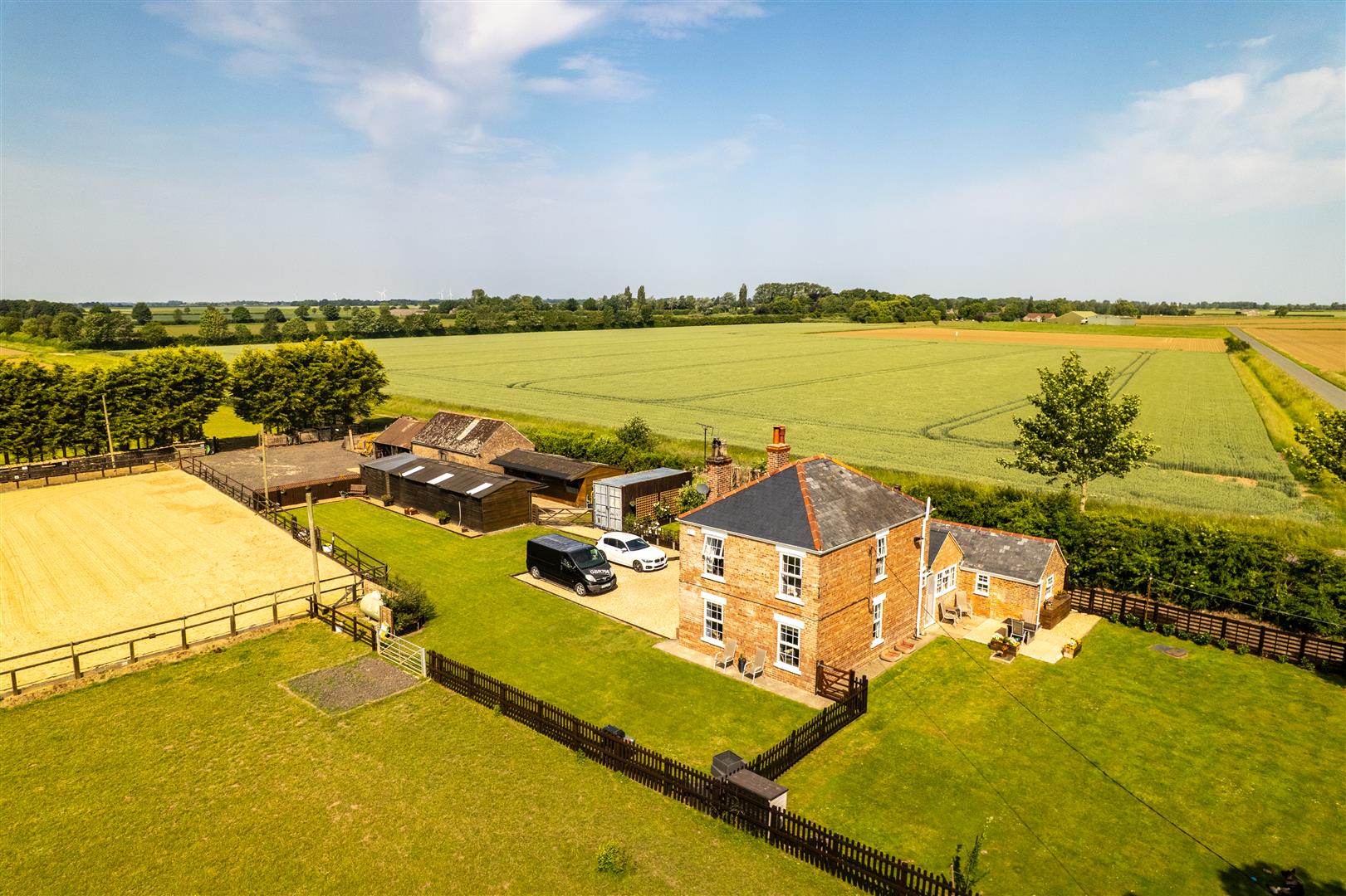 View Details - An exceptionally spacious 3/4 bedroom detached farmhouse ...